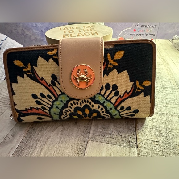 Spartina 449 | Bags | Spartina Wallet | Poshmark